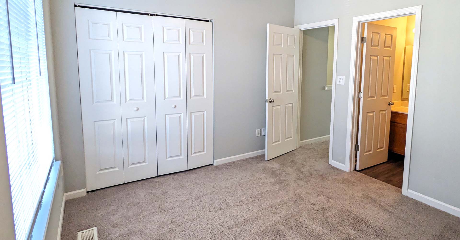 Bloomington, IN Apartments Photo Gallery | City Flats on Tenth